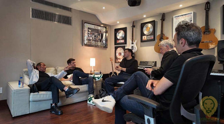 Michael Bublé, Paul Anka, and David Foster team up to launch Filipino ...