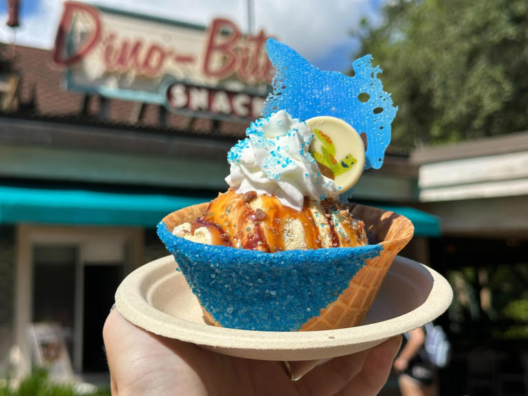 REVIEW: New Passholder-Exclusive Totally Sweet Sundae at Disney's ...