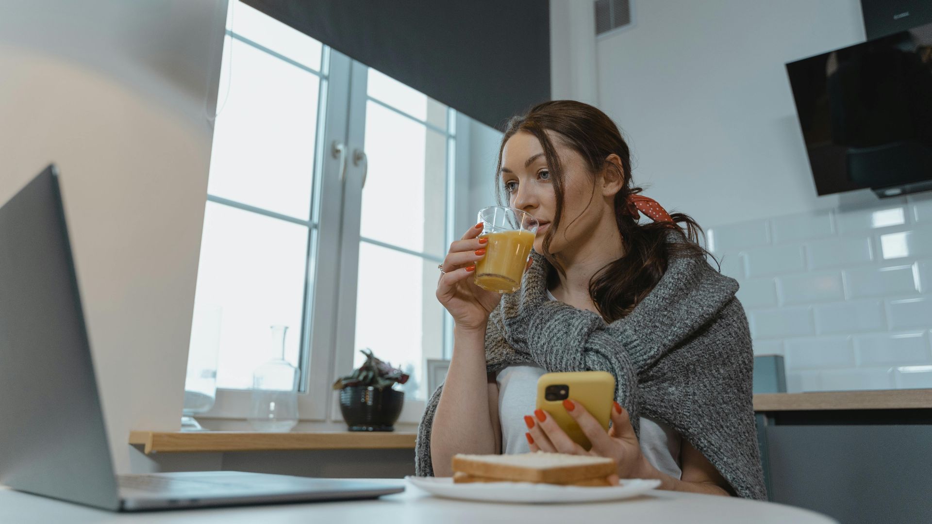 10 Viral Health Trends That Are Legit & 10 That Are Total Nonsense