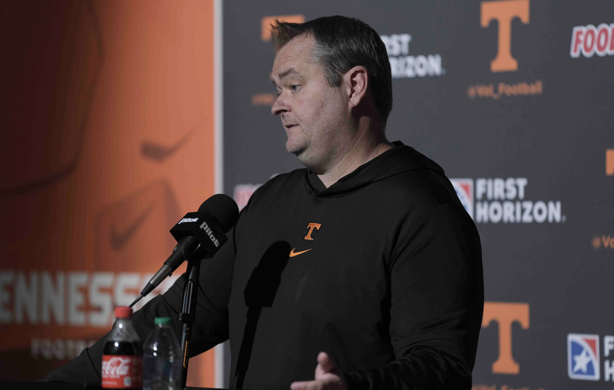 The Tennessee Vols have their eye on one of the top 2027 quarterback ...