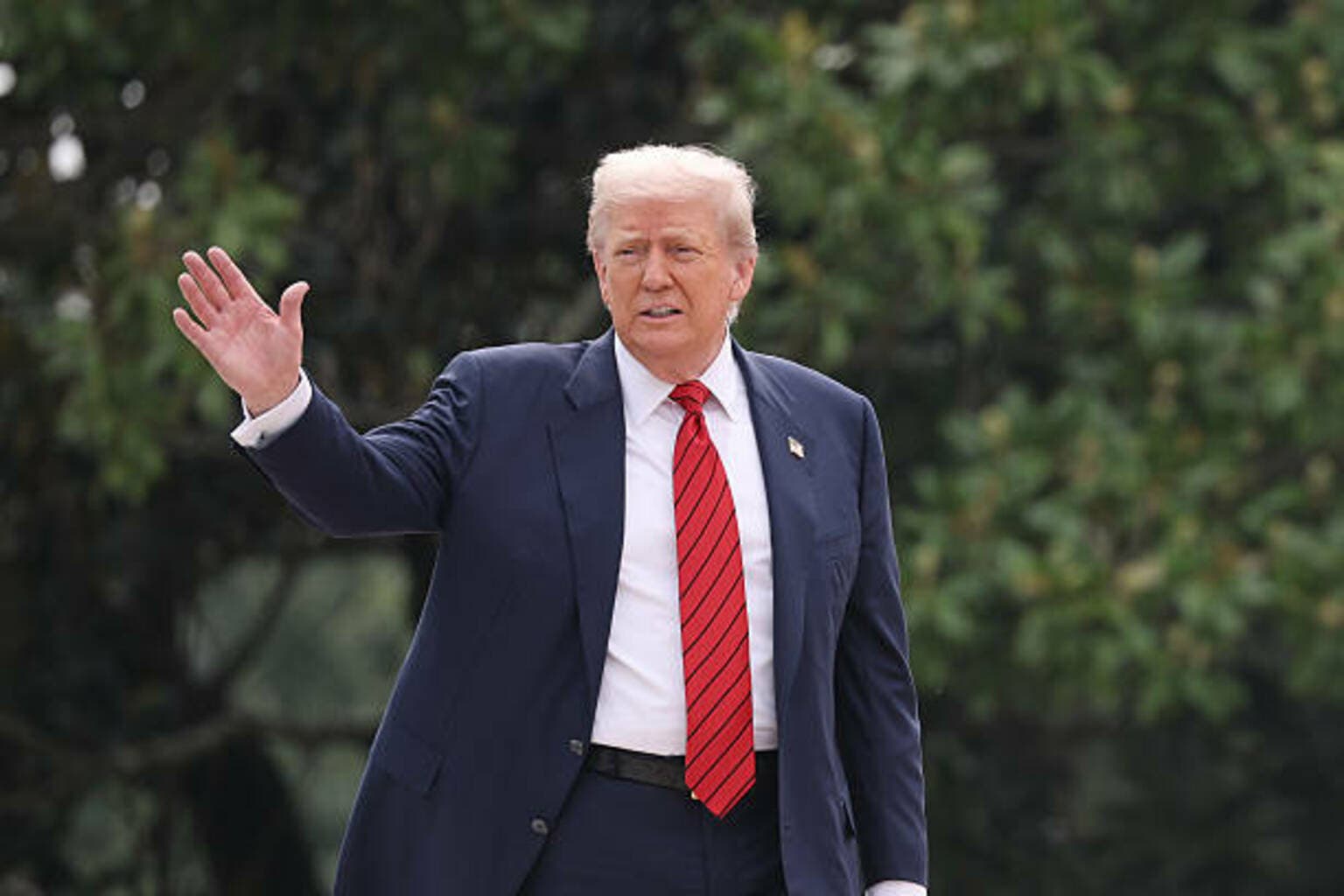 Trump says he'll name a new Fed chair 'a little bit early'