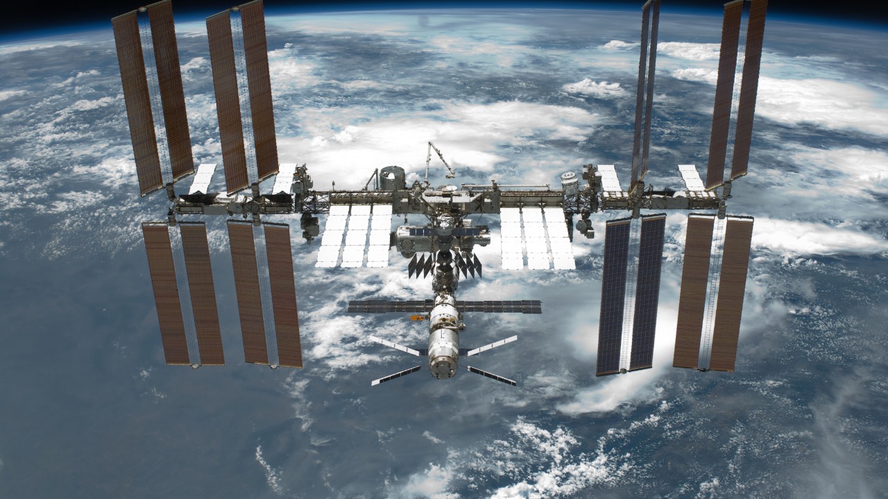 NASA to crash ISS into ocean