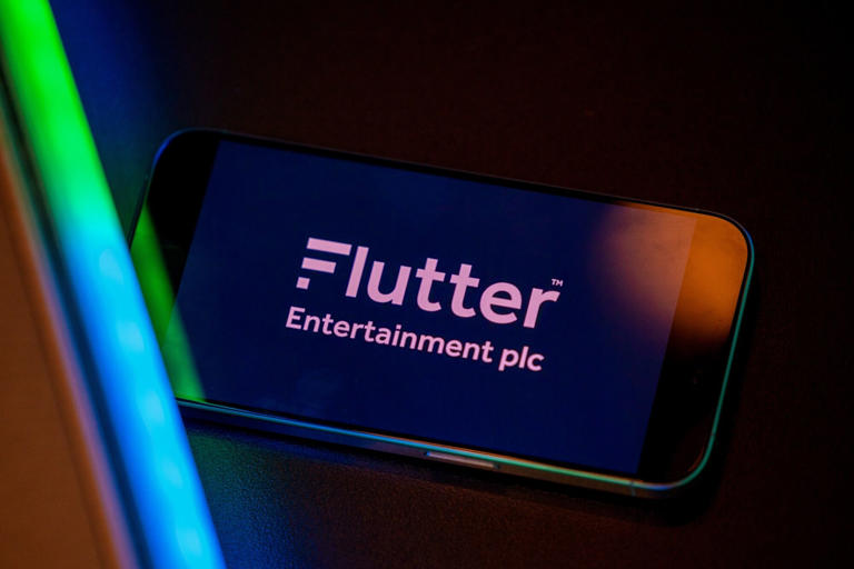 FanDuel-Parent Flutter Raises Outlook on US Sports Results