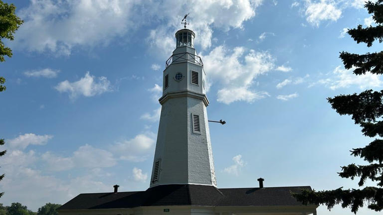 Neenah reaches fundraising goal for Kimberly Point Lighthouse