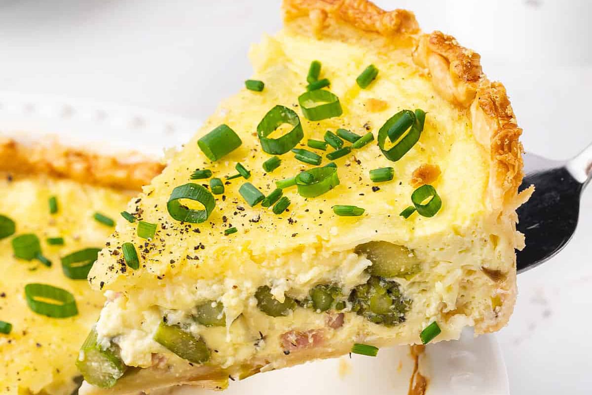 19 Hearty and Delicious Savory Pies Perfect for Any Season
