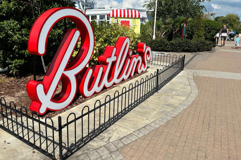 Air ambulance seen landing at Butlin's Skegness resort after medical ...