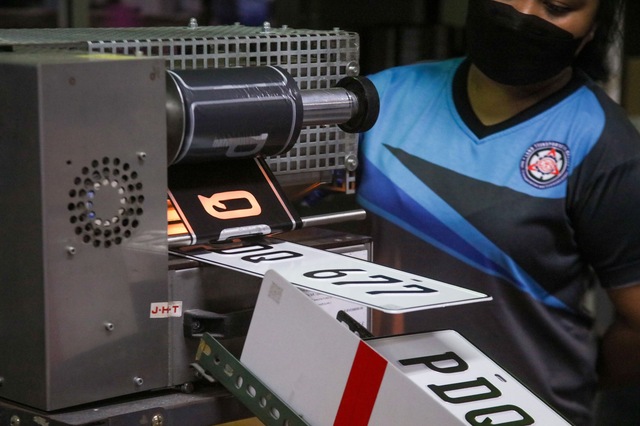 LTO says all backlog vehicle plates from 2014 to 2023 now available