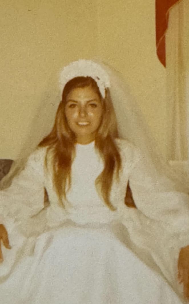 25 Photos of the World Going Around in 1971