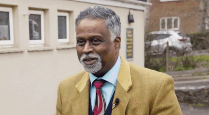 Police threaten to arrest pastor after he's attacked by Muslim mob