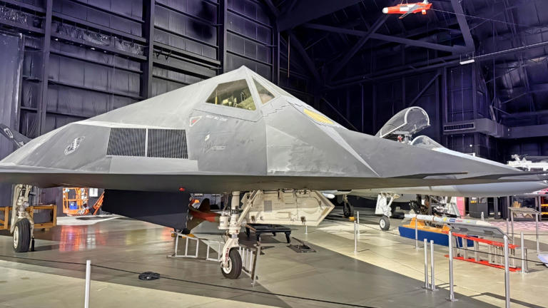 How Fast Was the F-117 Nighthawk (AKA the Stealth Fighter)?
