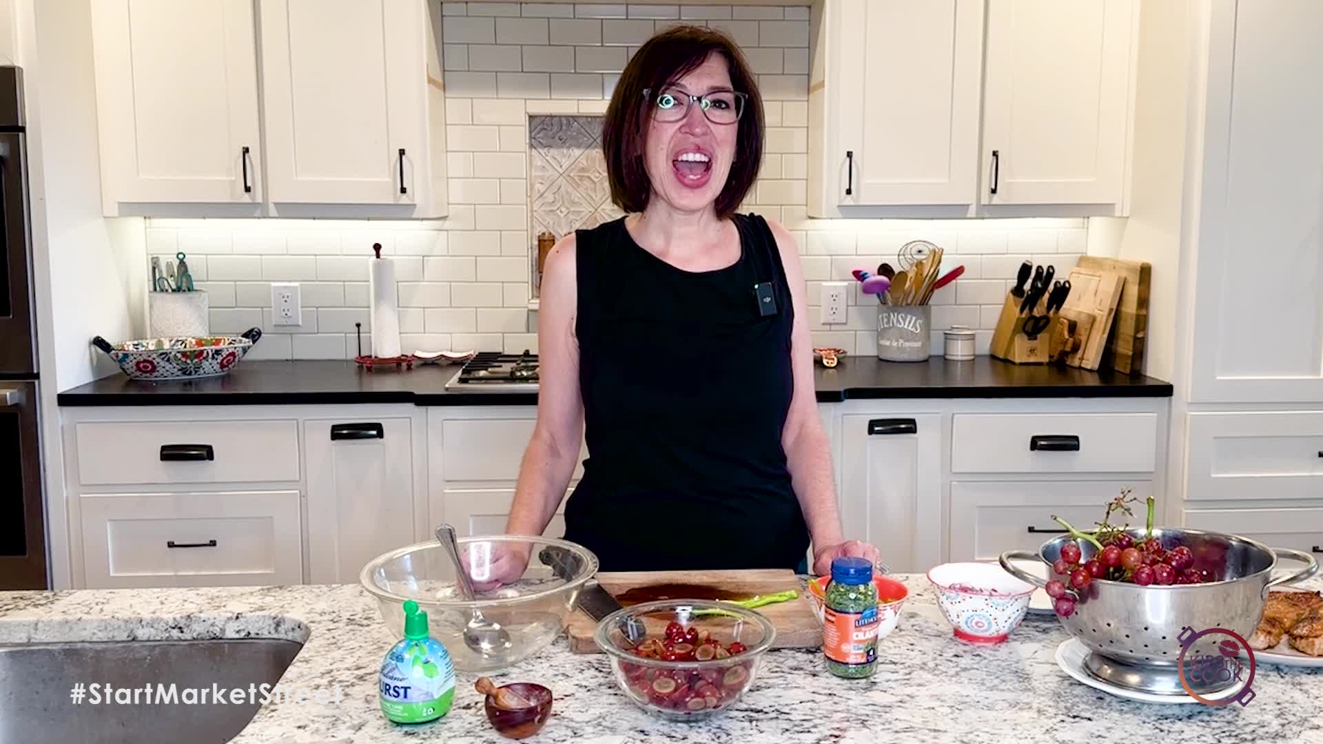 Kiss The Cook: Grape Pico De Gallo