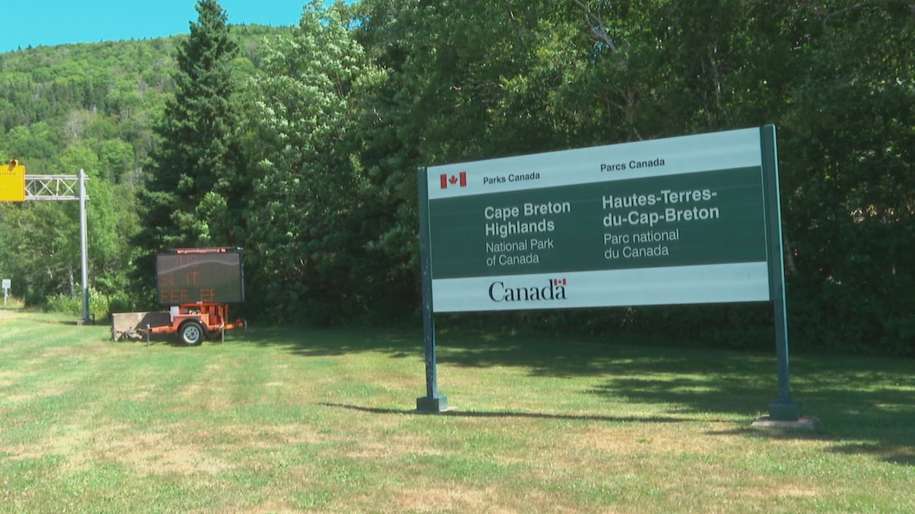 Tourists in Cape Breton arriving to closed trails
