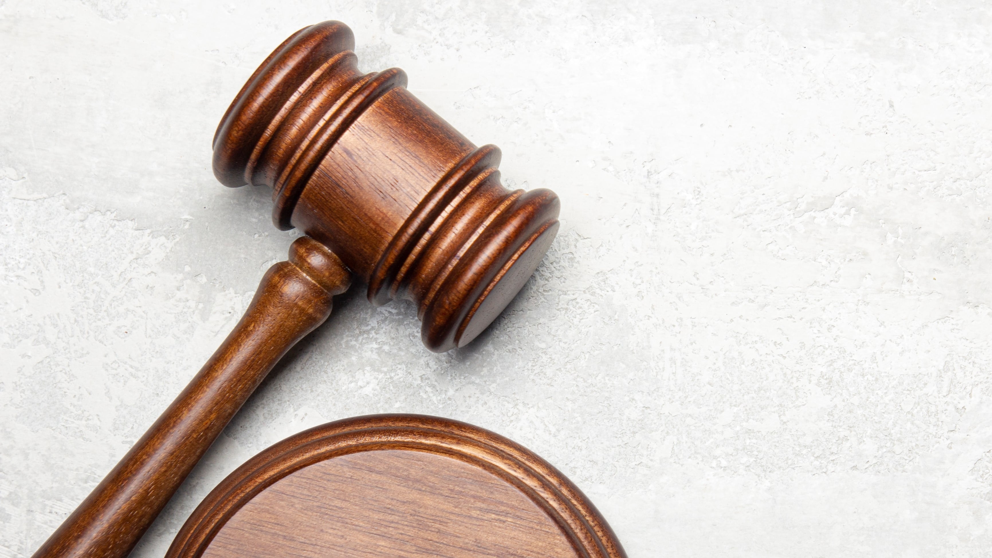 Cape Cod man pleads guilty to threatening to murder federal official ...