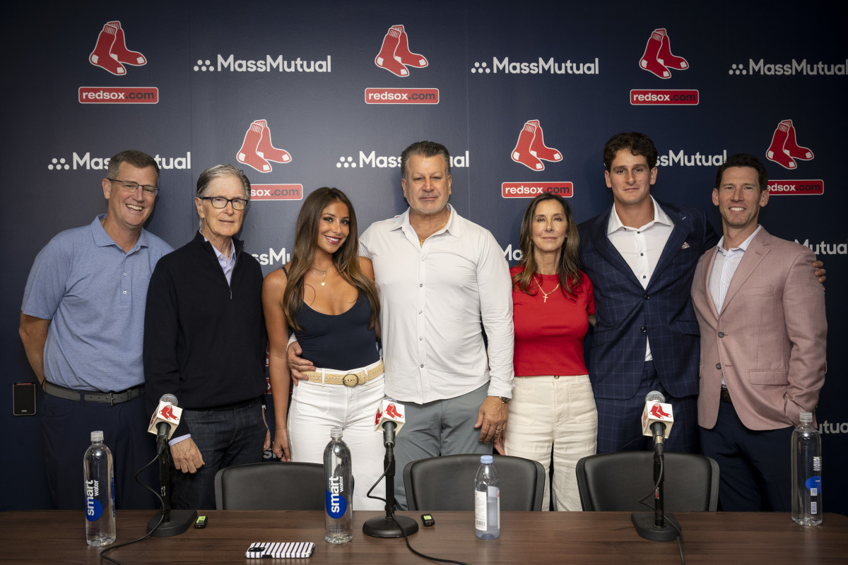 Red Sox Rookie Roman Anthony's Sister Reacts to His Massive New Contract