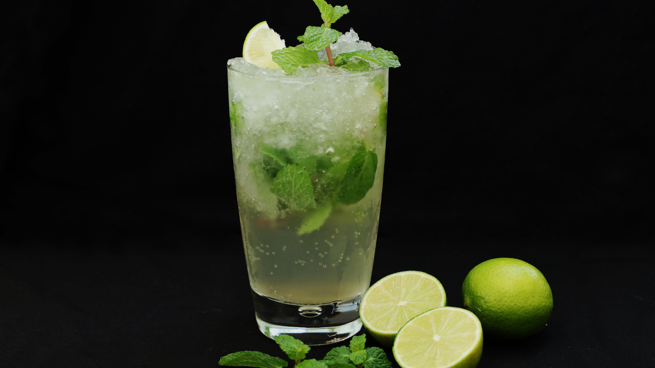5 simple weight loss drinks you can easily prepare at home