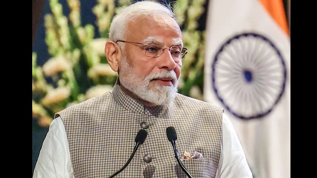 PM Modi, Congress pay tribute to freedom fighters on Quit India ...