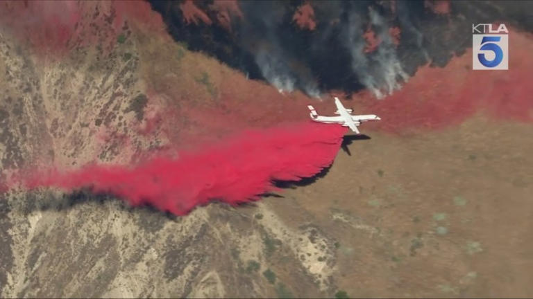 Canyon Fire destroys small structures, evacs remain near Ventura-L.A ...