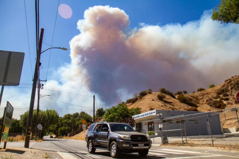 ‘Canyon Fire’ triggers evacuations, closes Hasley Canyon Road