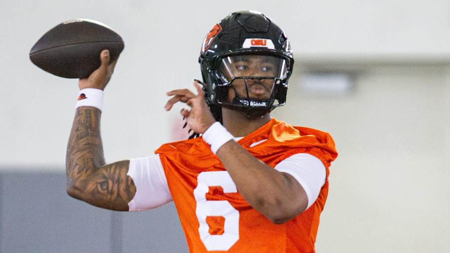 Oregon State QB Maalik Murphy Named To Davey O'Brien Award Watch List