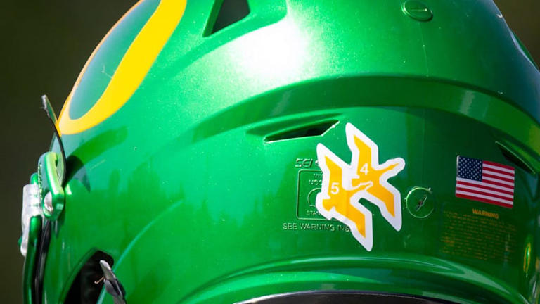 Oregon Ducks Football Partners With Khyree Jackson Foundation In ...