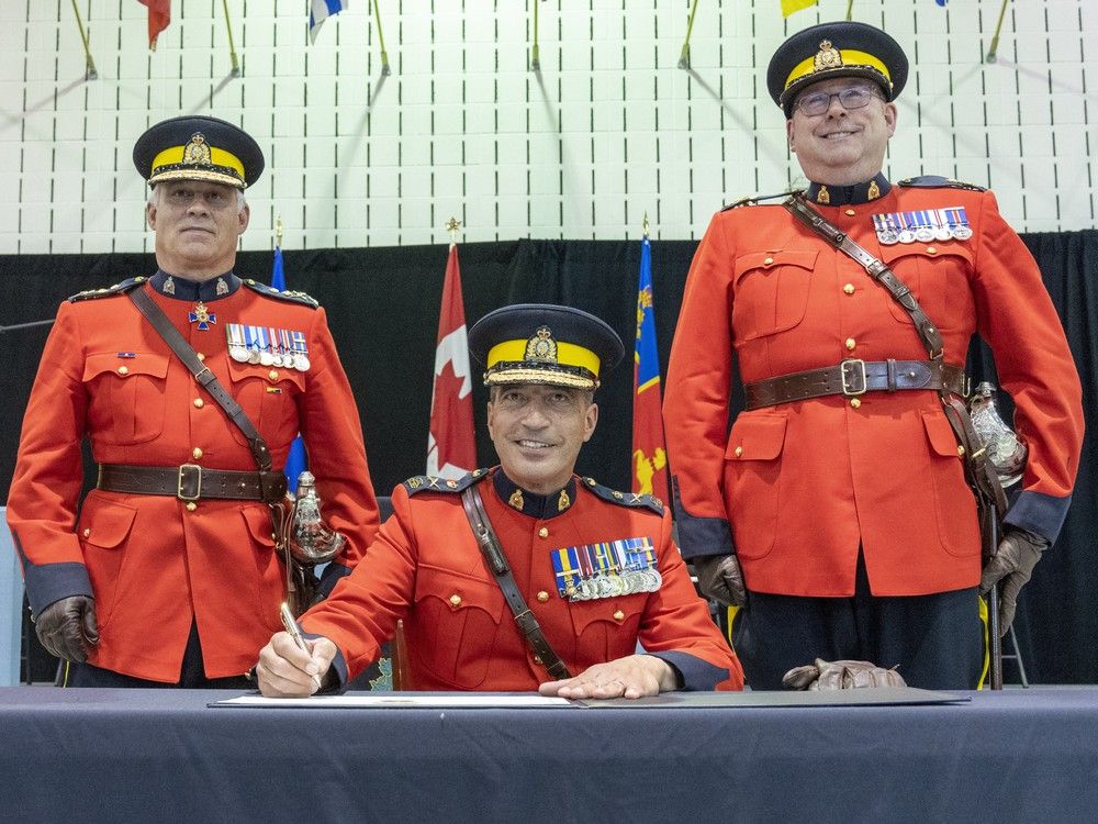 Former Calgary cop now helping lead RCMP K Division in Edmonton