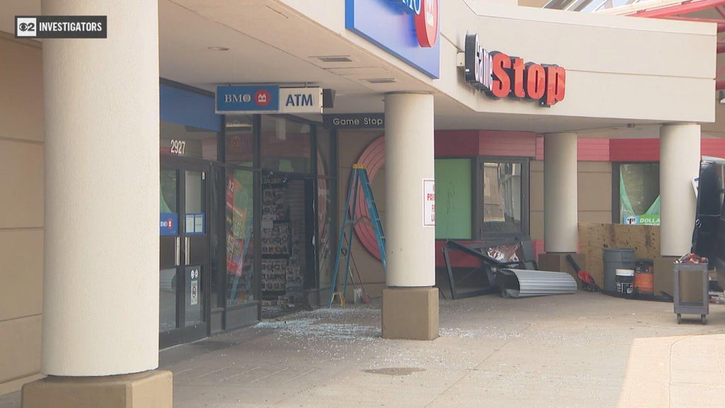 Smash-and-grab at Irving Park GameStop leads to shots fired, Chicago ...