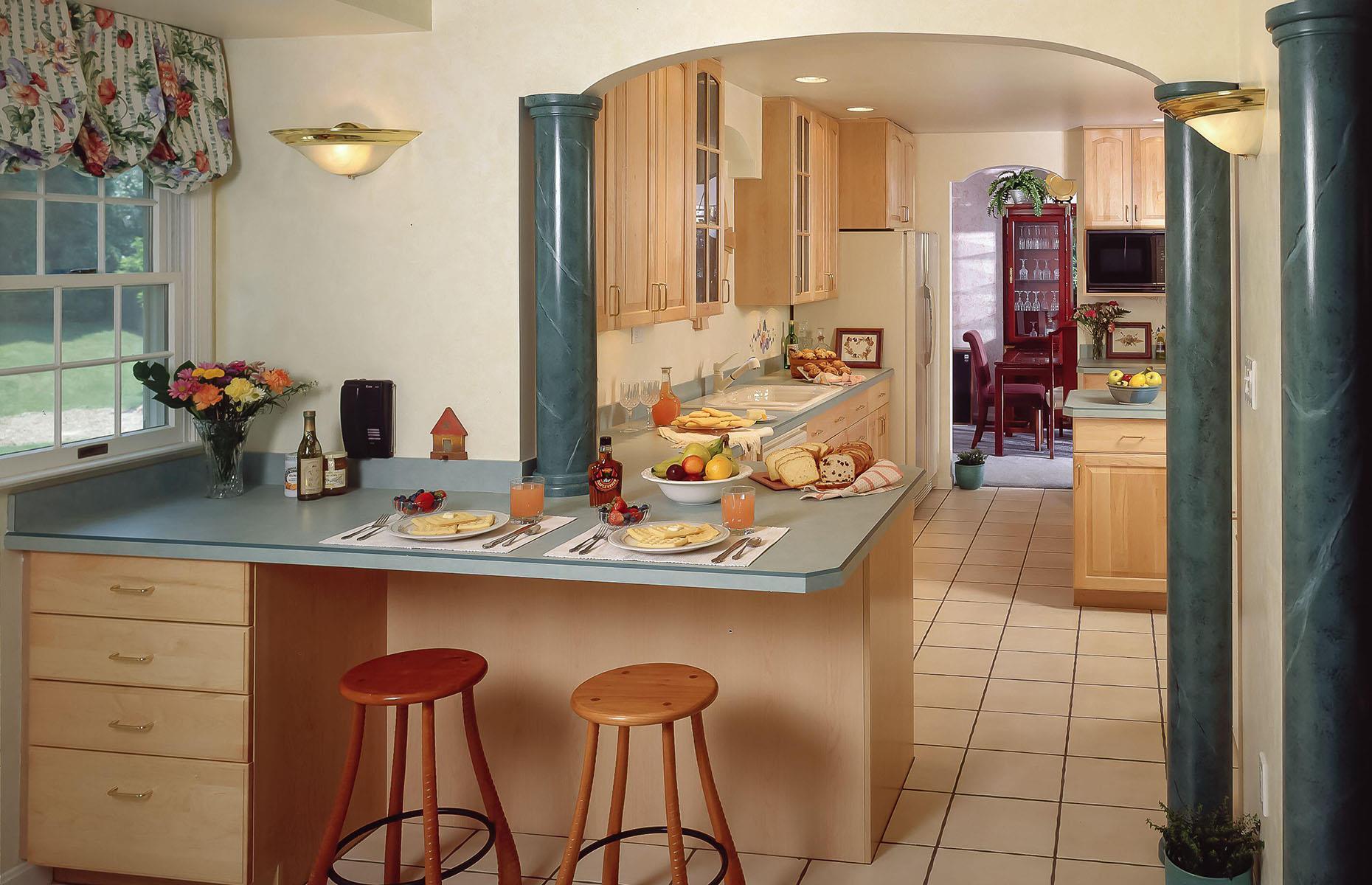 Vintage kitchen designs that were popular in the 1980s
