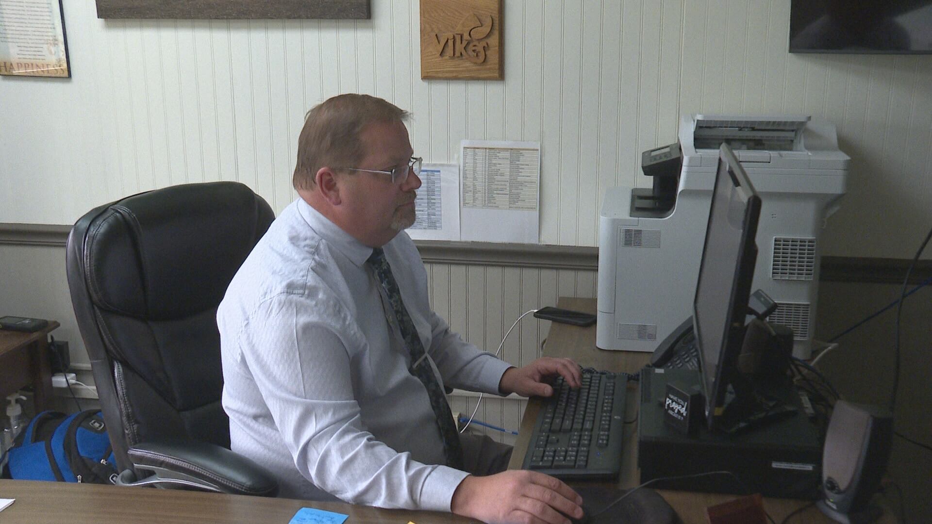 Ripley High School welcomes long-time teacher as new principal