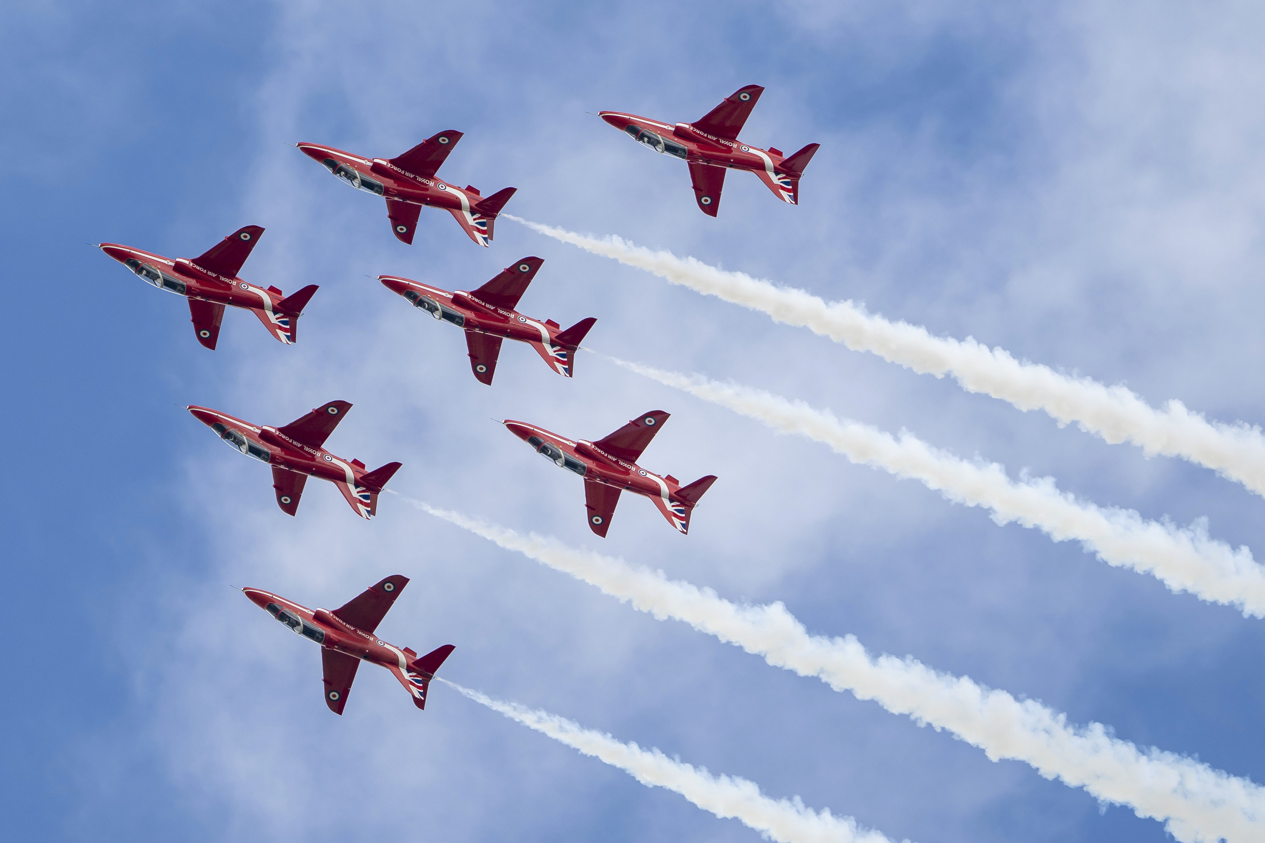 Red Arrows route as they fly over Derbyshire and Peak District, plus ...