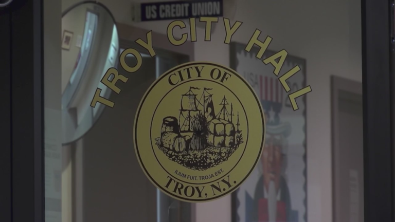 Troy leaders narrowly approve new city hall location