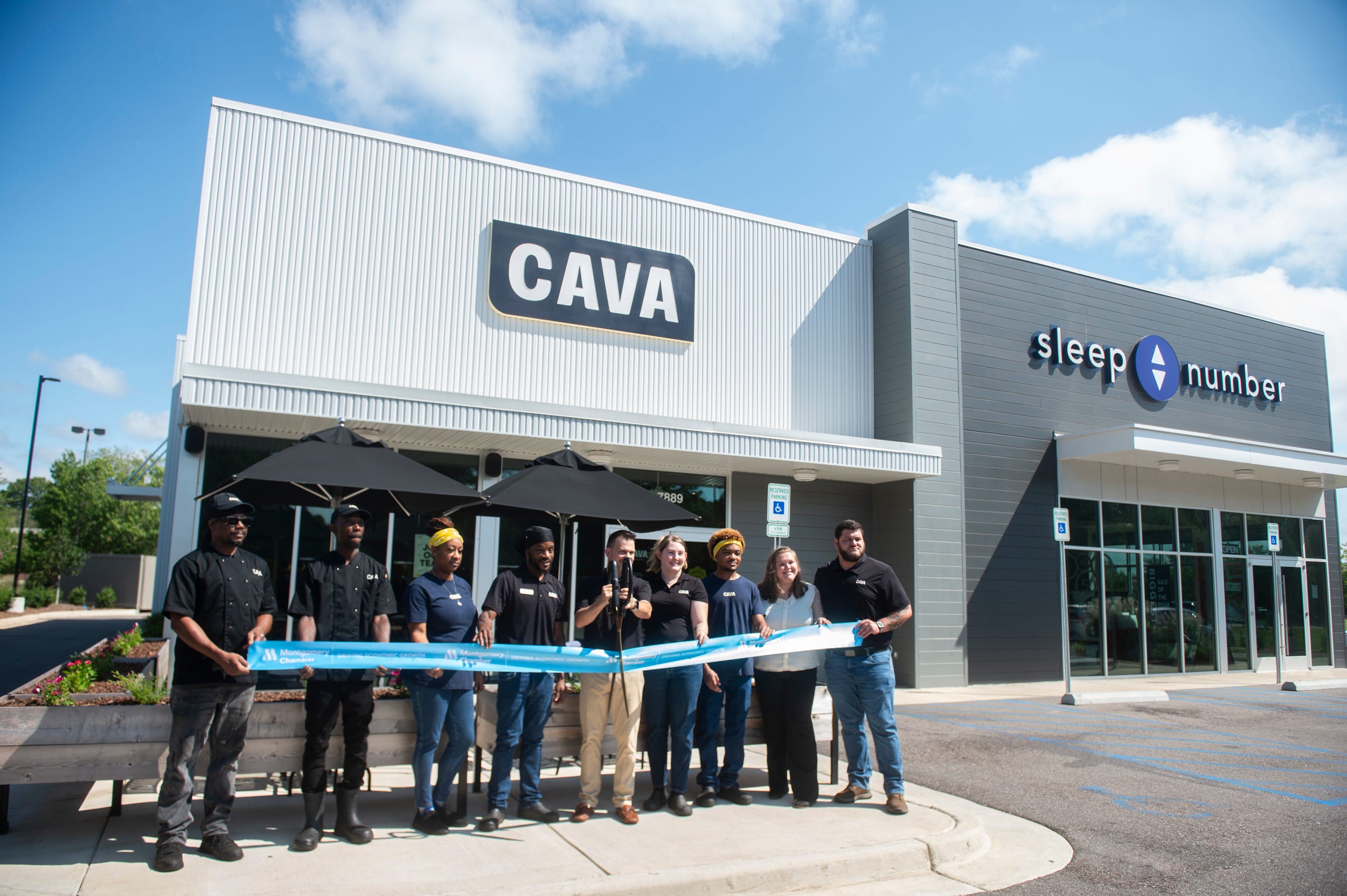 Mediterranean chain seeks 'roots in the community' as it expands across ...