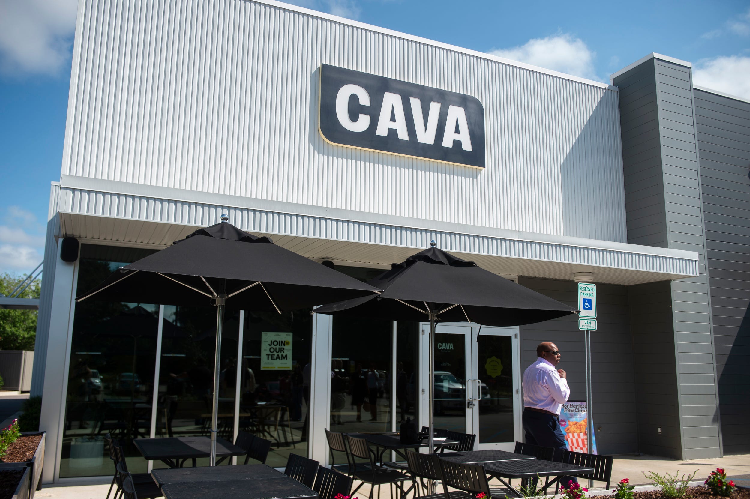 Cava, a Mediterranean chain restaurant, is set to open in Cincinnati
