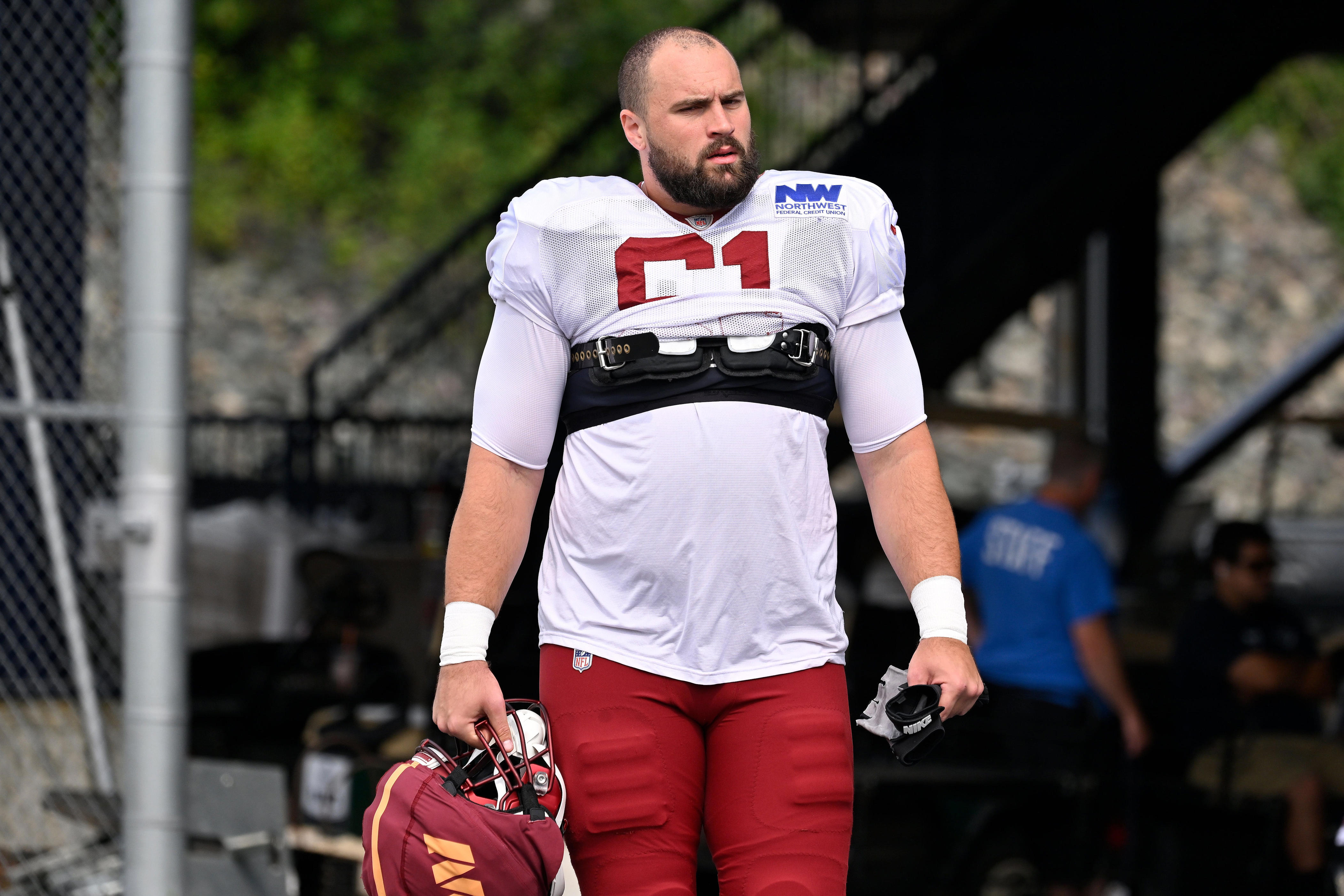 Commanders release veteran guard