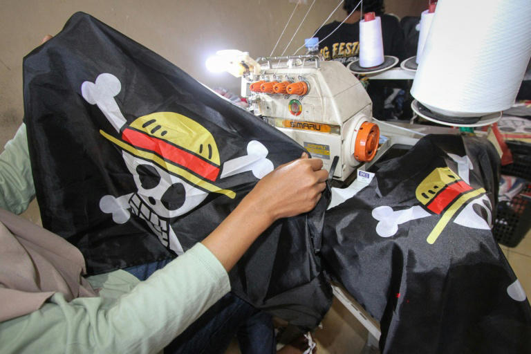 Indonesia cracks down on pirate protest flag