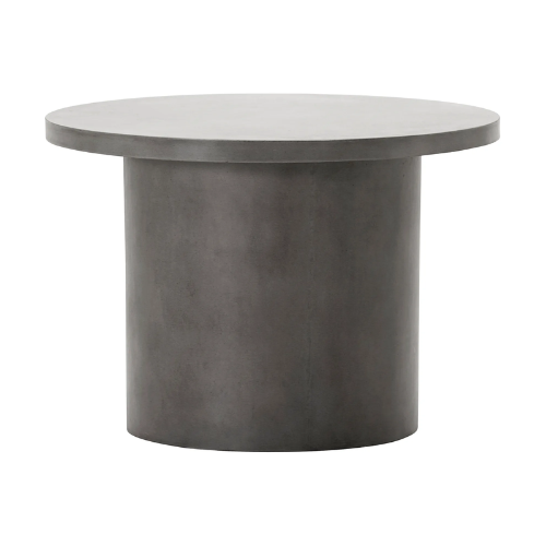 A Landscaper Told Me They Always Paint Fences in Small Gardens This ...