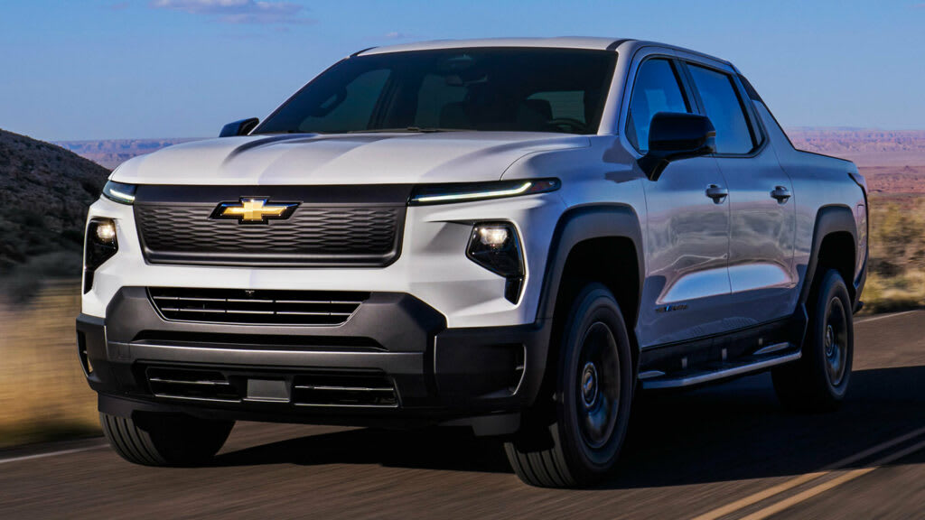 Chevy’s Silverado EV Just Smashed the Range Record—Lucid Should Be Worried