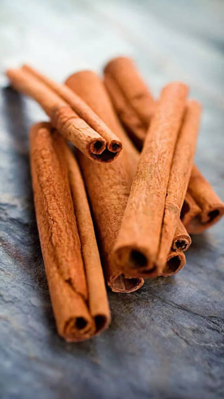 10 reasons to add a dash of cinnamon to daily meals