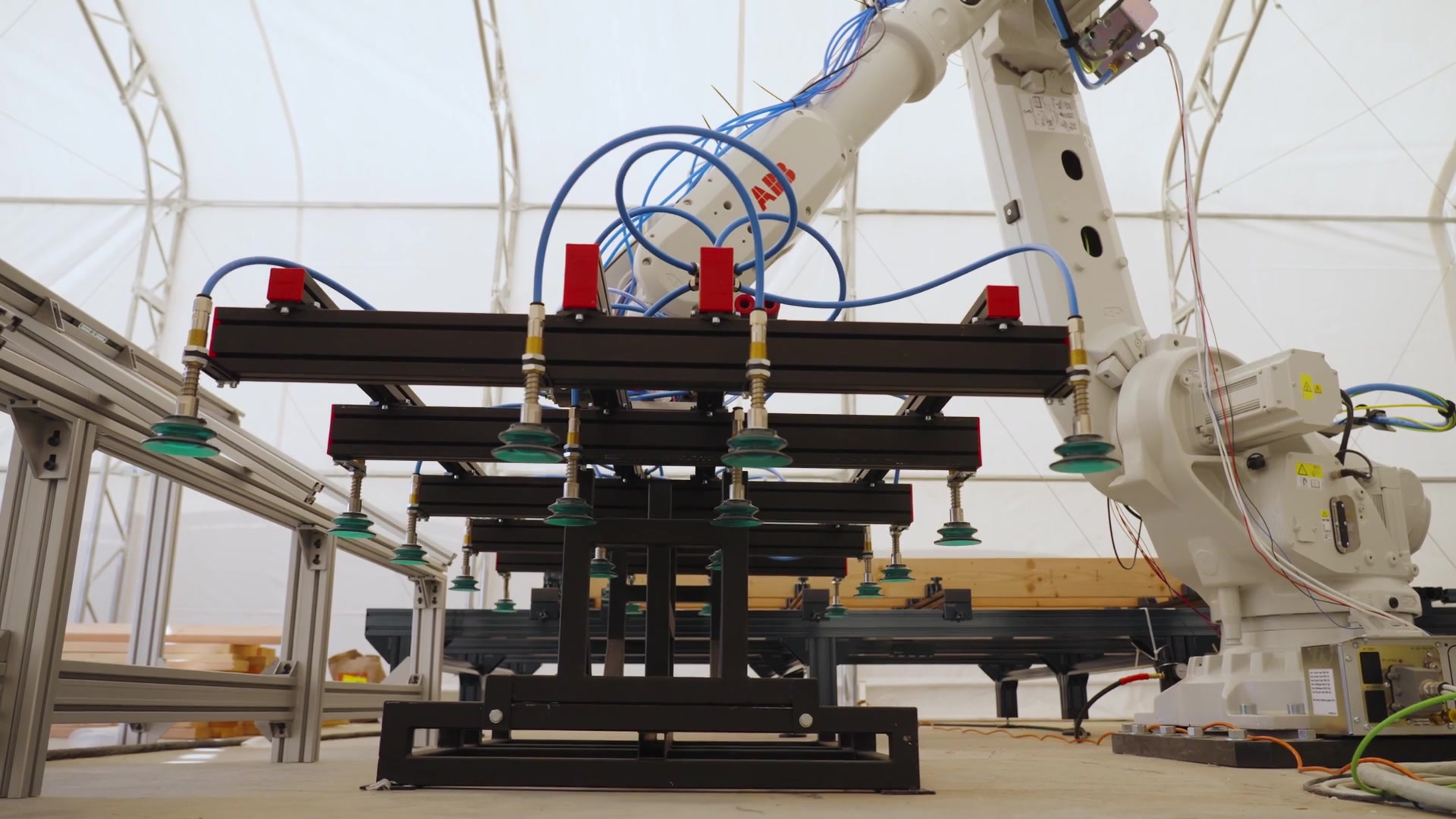 ABB and Cosmic Use AI-Powered Robots to Rebuild Homes in Los Angeles Area