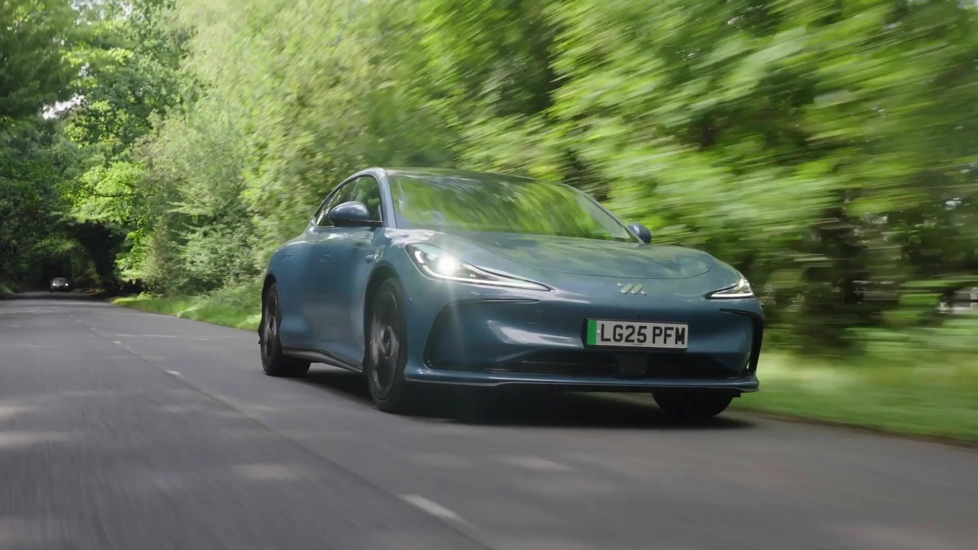 MG IM5 Driving Video