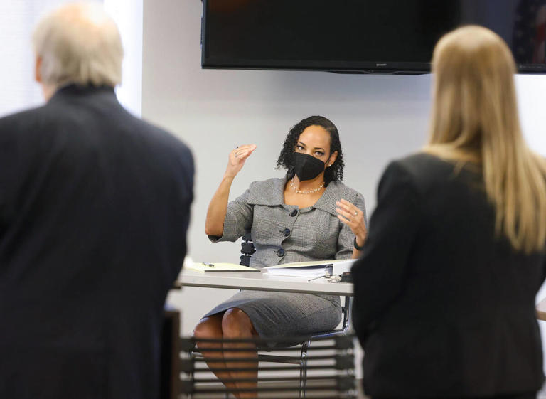 Las Vegas judge testifies, defends herself at judicial discipline hearing