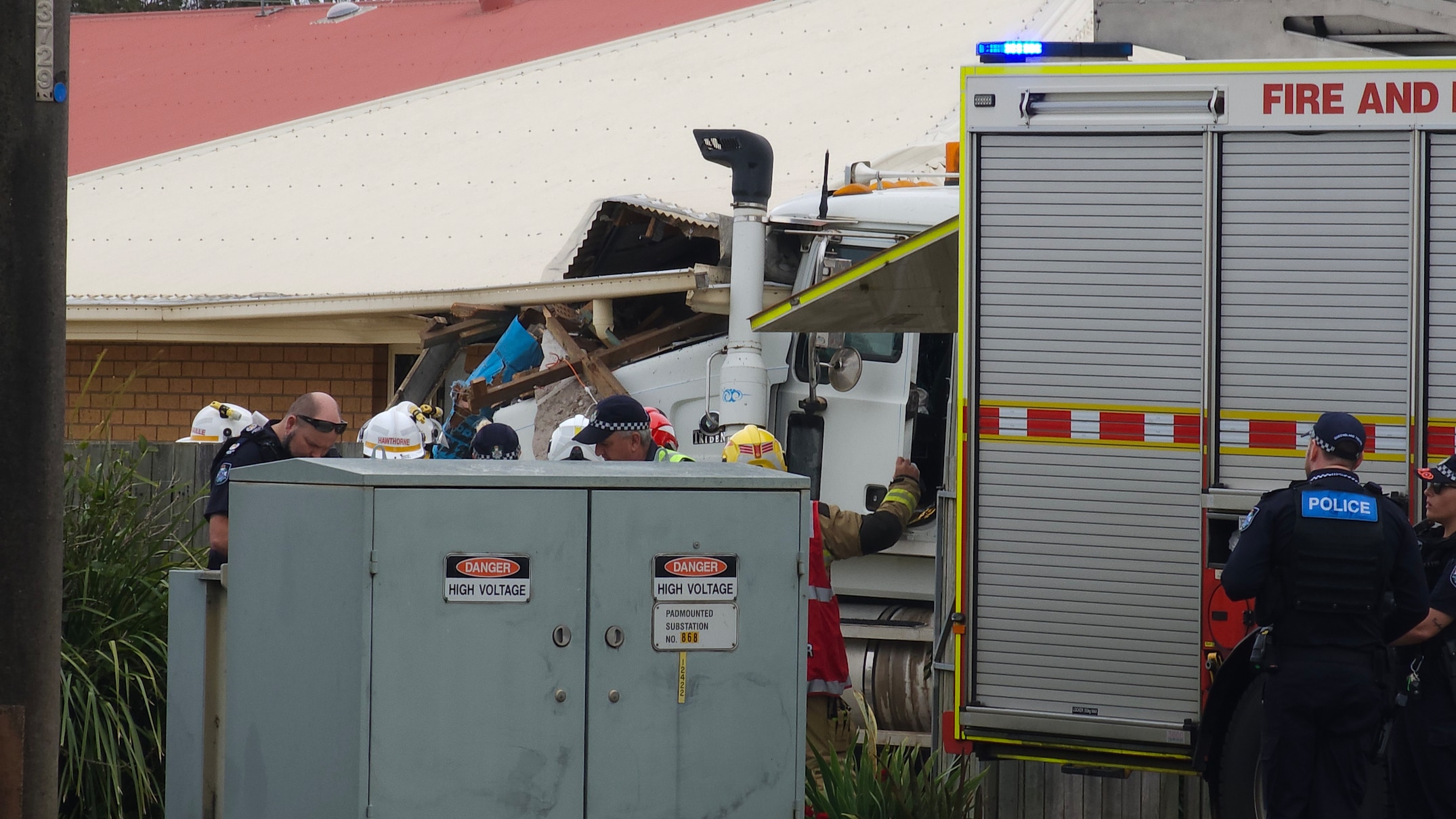 Truck driver dies after crash into Toowoomba retirement village