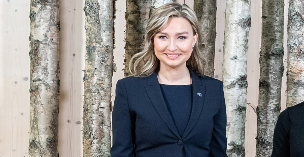 Ebba Buschs Israel-uttalande sprids av Netanyahus son – får både ...