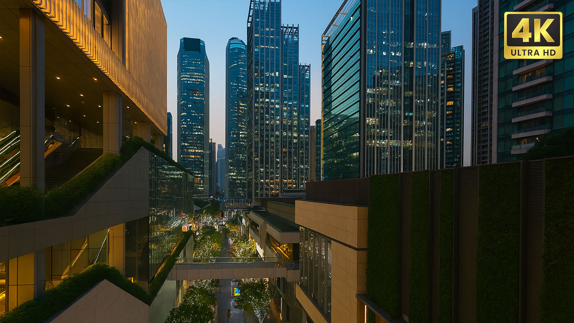 Nocny spacer po nowoczesnym Shenzhen – Chiny, 4K