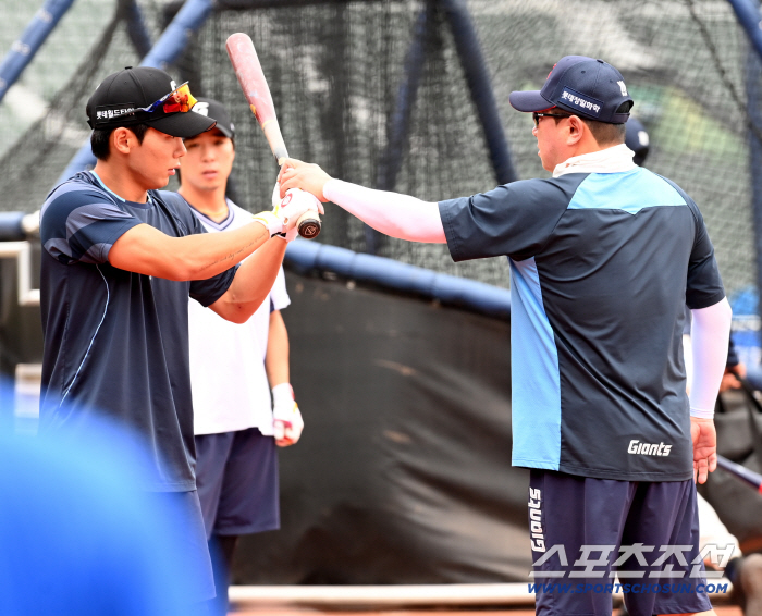 Director Kim Tae-hyung maps Jang Doo-sung's one-point hitting point