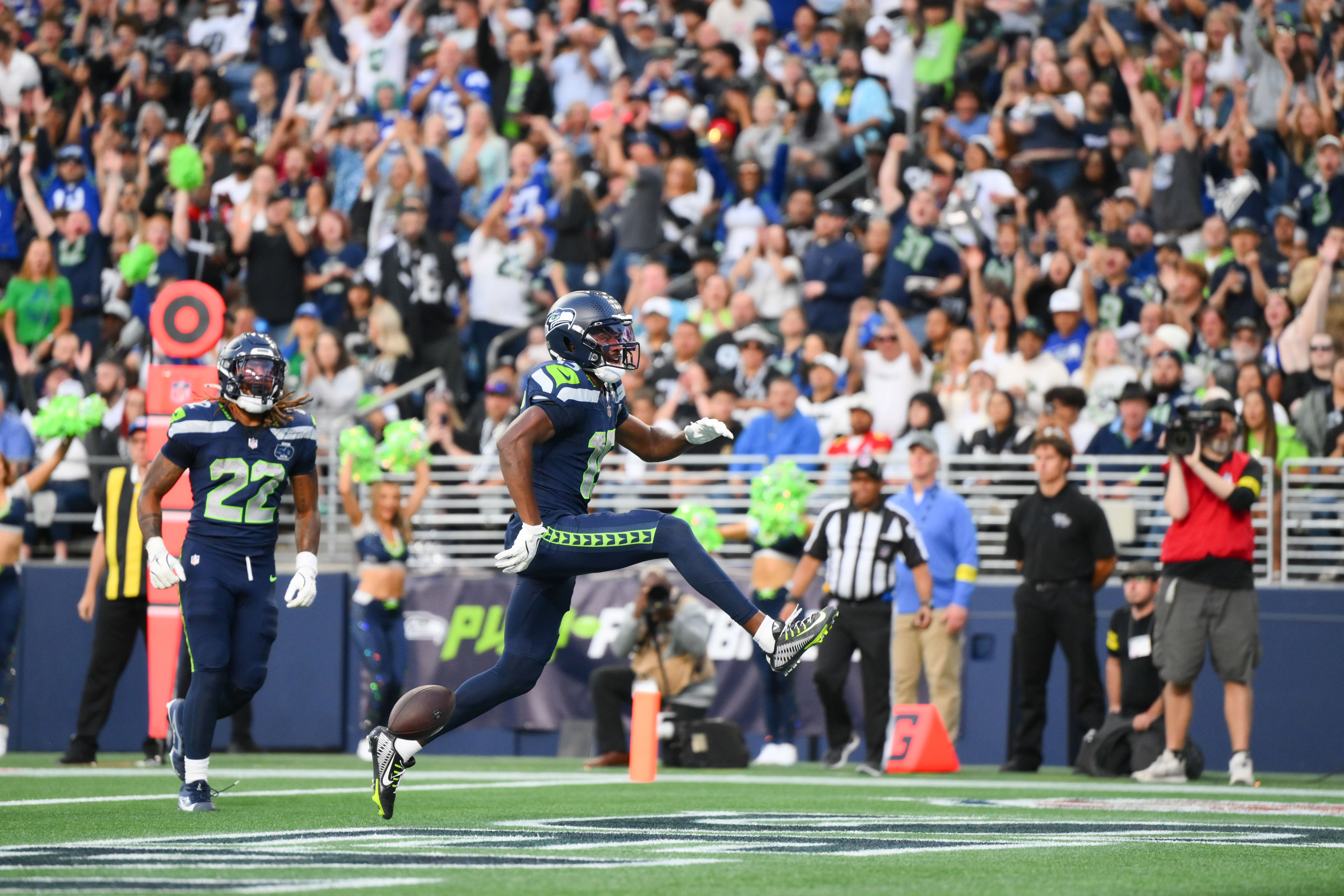 Mike Macdonald provides several Seahawks injury updates