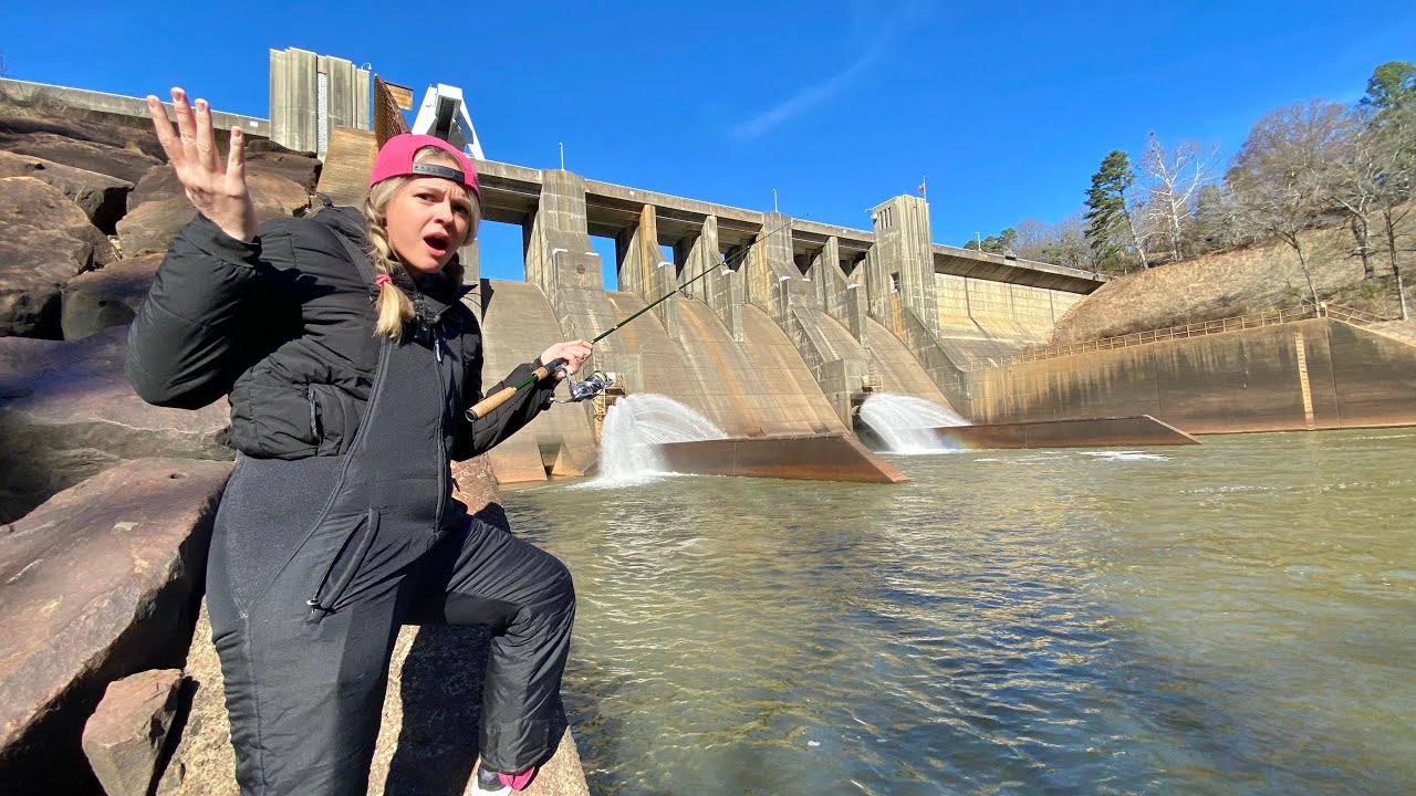 Giant spillway on fire as she fought for catch, clean, cook