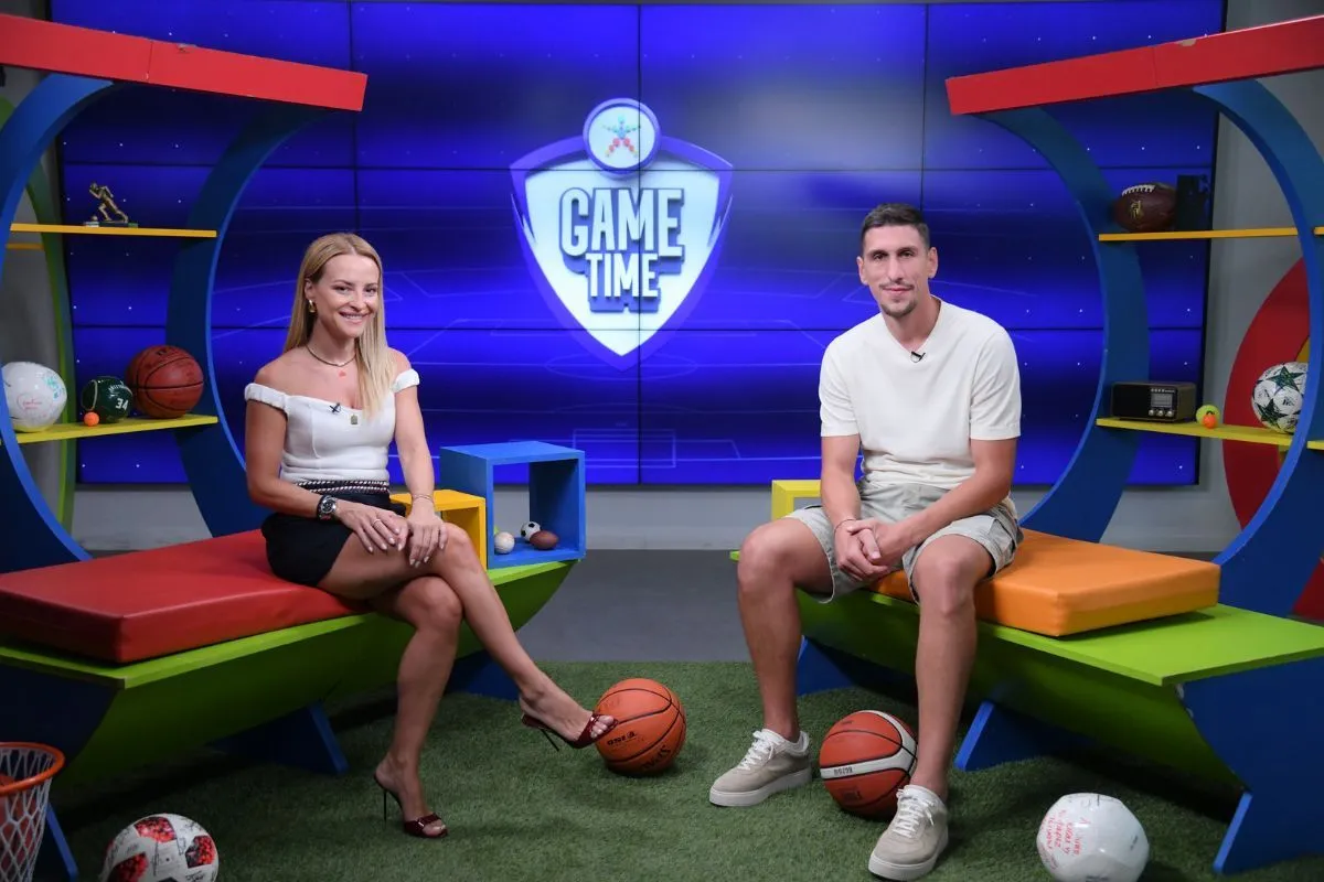 Ο Γιαννούλης Λαρεντζάκης στο ΟΠΑΠ Game Time για την κόμπρα και το ...