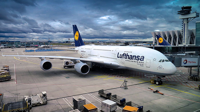“People Who Work For Airlines, What Are Secrets Passengers Don’t Know ...