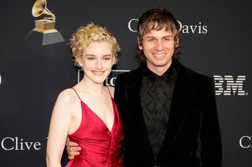 Inside Weapons star Julia Garner's health battle off-screen and life ...