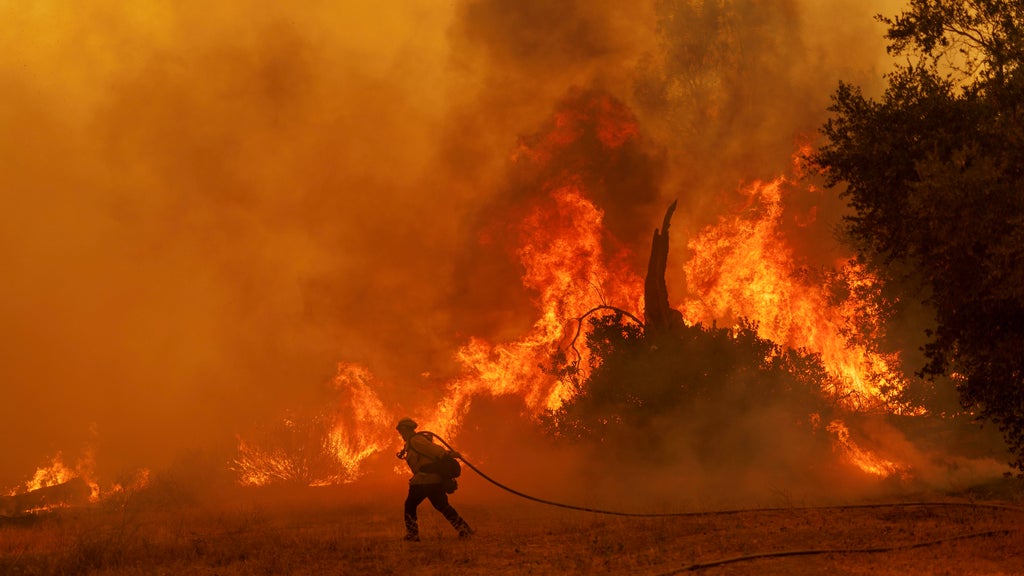 Canyon Fire burns nearly 5,000 acres in Ventura County; prompts Lake ...